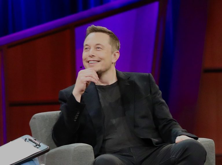 Pentagon Is Embracing Musk’s Grok AI Chatbot As It Draws Global Outcry ...