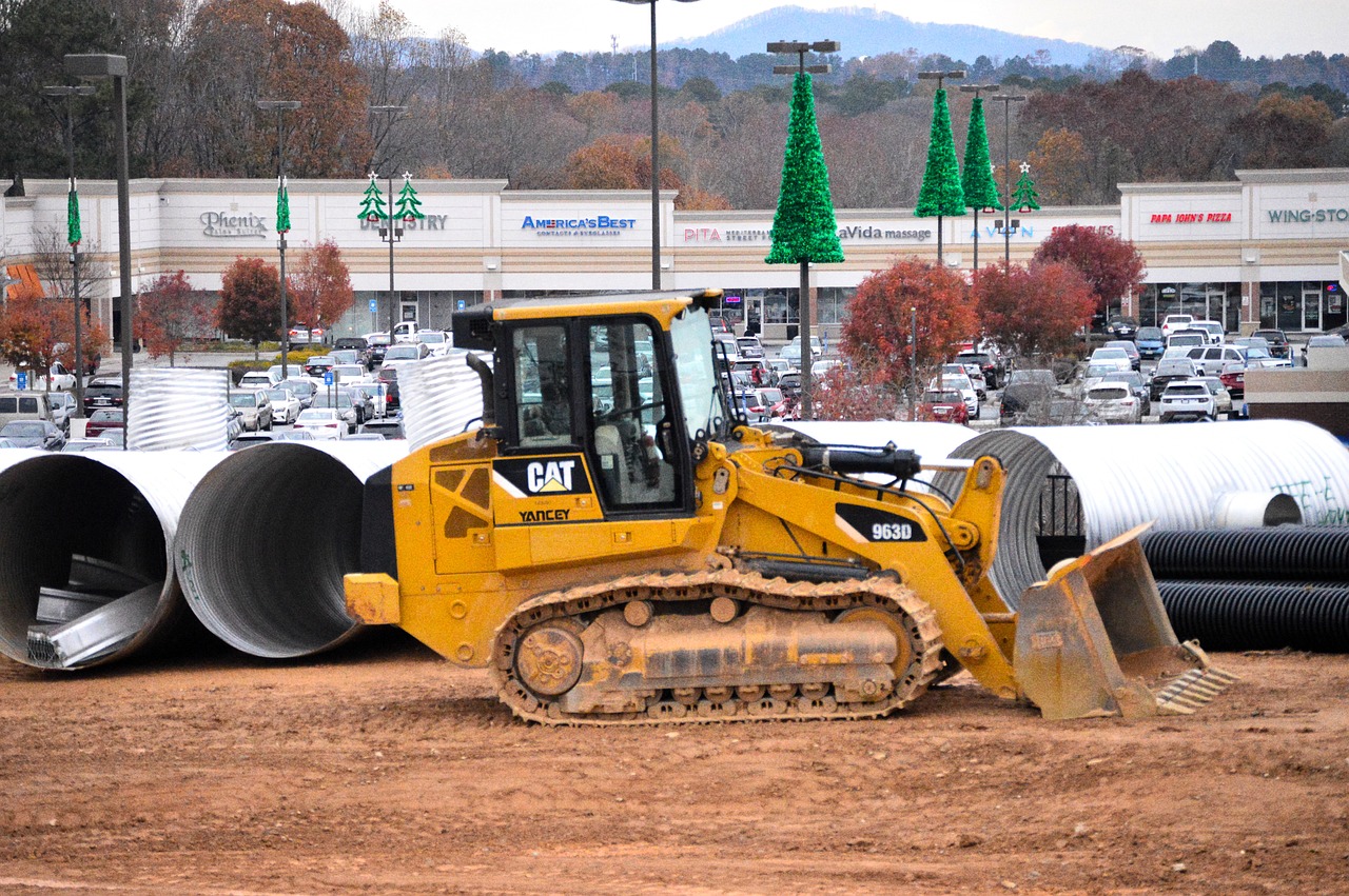 Caterpillar Lafayette Investment - WOWO News/Talk 92.3 FM and 1190 AM